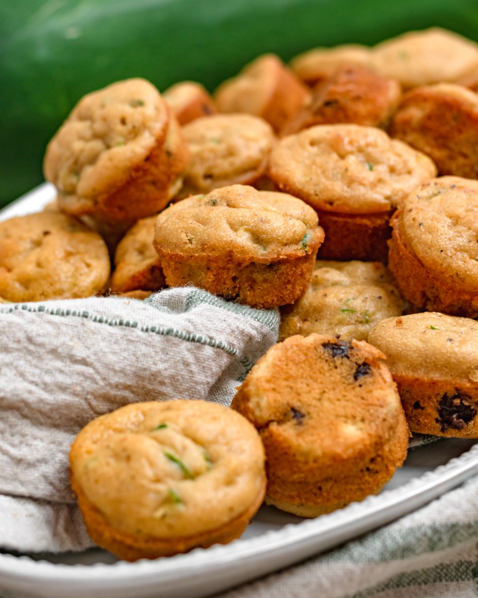 CHOCOLATE CHIP ZUCCHINI MINI MUFFINS – WORTHINGTON EATS